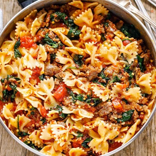 Bowtie Pasta with Sausage and Escarole — What am I going to cook?