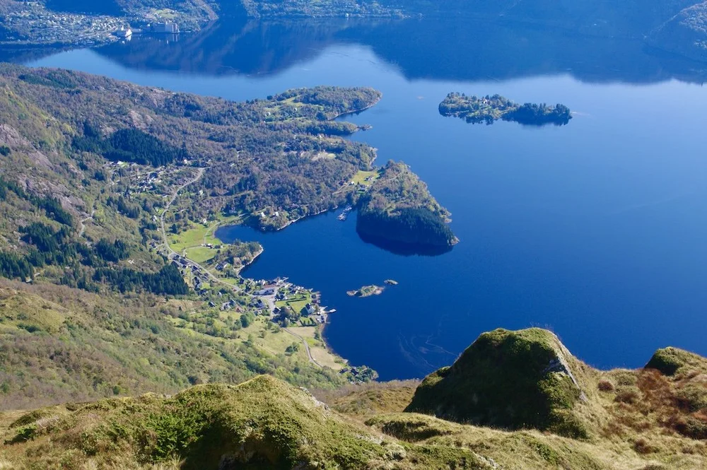 Bruviknipa (Brøknipa) 822 moh. — Fjellvenner.no