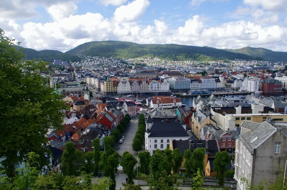 Vidden Bergen - fra Fløyen til Ulriken — Fjellvenner.no
