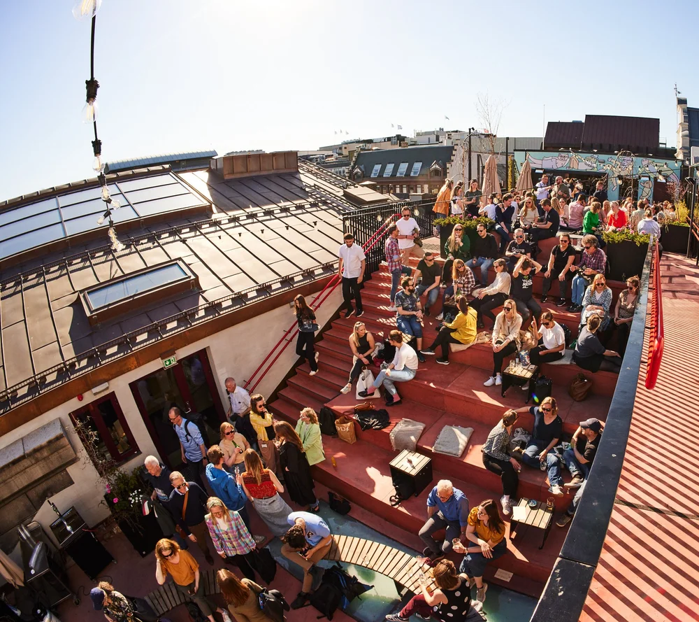 Sentralen Kafeteria, Hitchhiker Restaurant og takterrassen på Sentralen ...