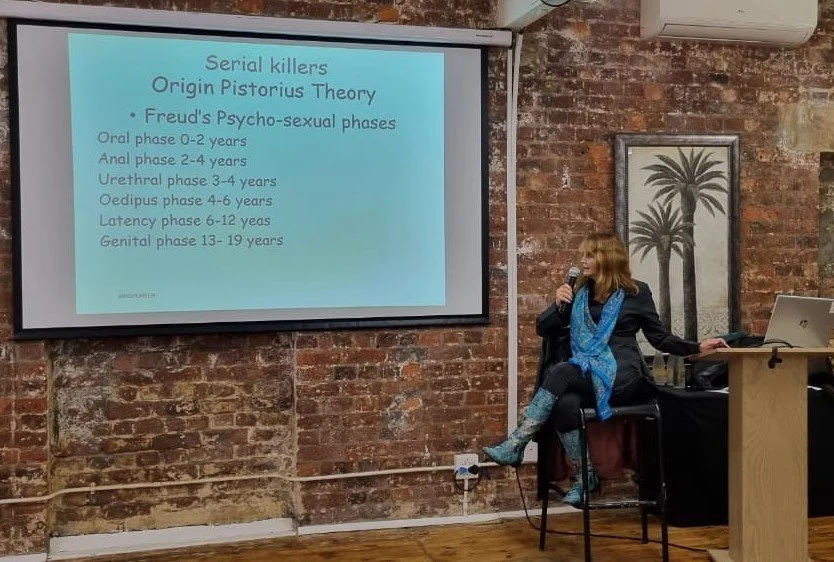 Dr Micki Pistorius: why female serial killers kill for money — Mariette ...