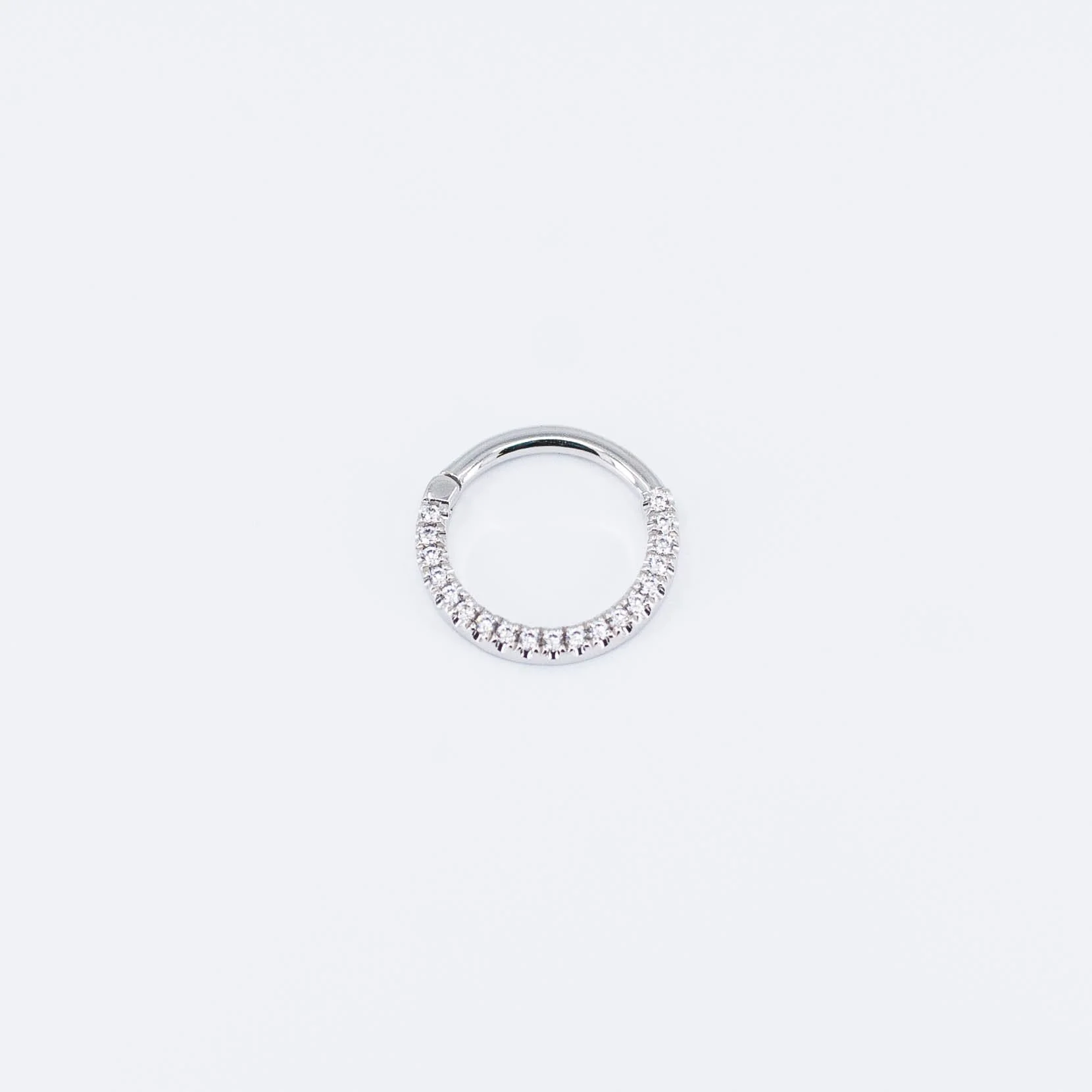 Clicker Seam - 14k White Gold - 3/8" - 18g - Clicker - Maria Tash ...