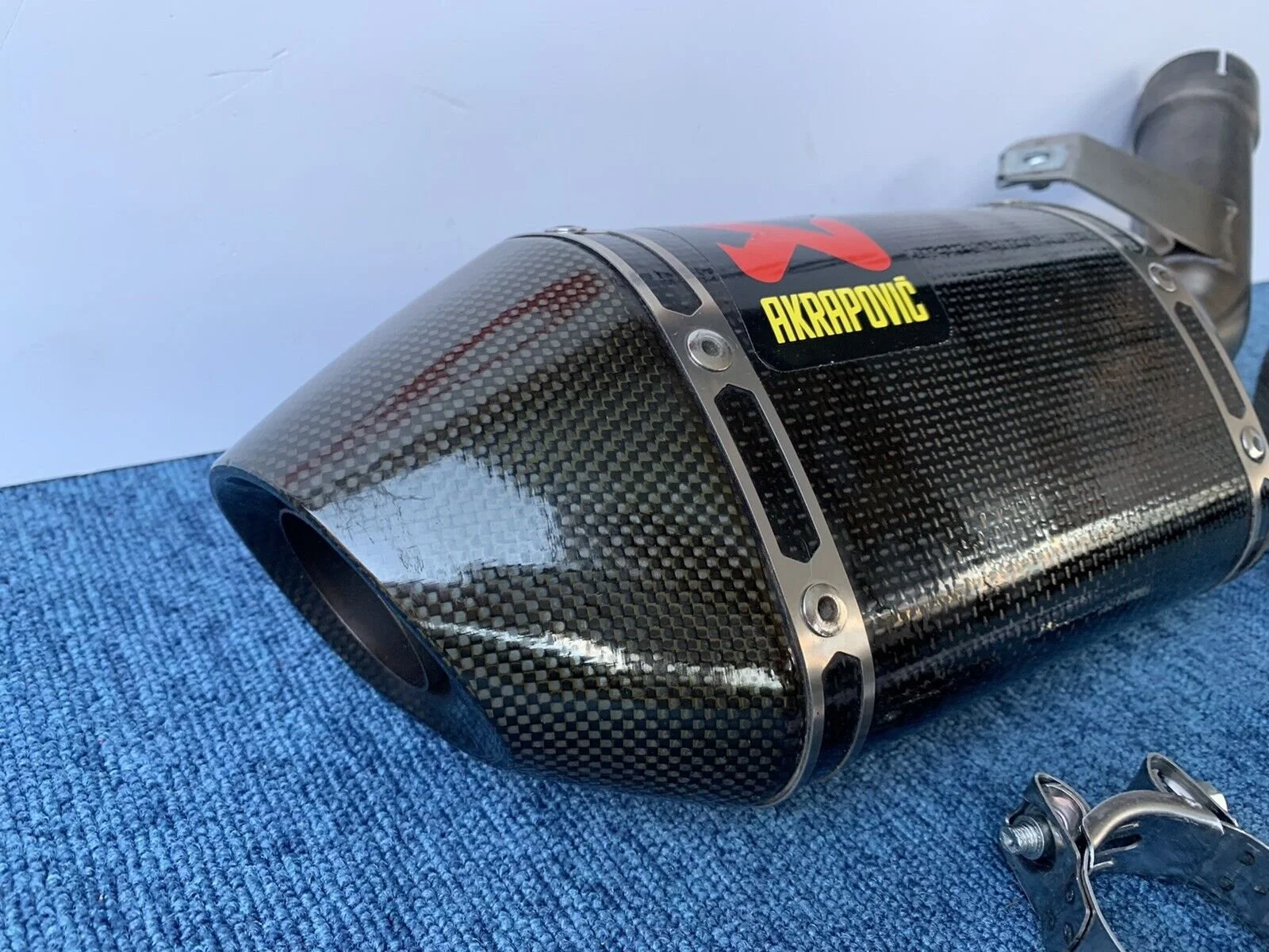 Suzuki GSXR 600 750 GSX-R K6 K7 Akrapovic Carbon Exhaust End Can 2006 - 2007 — Moto Exhausts