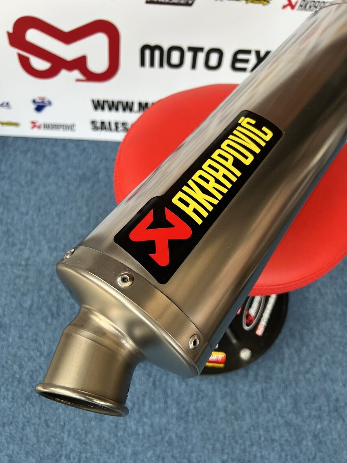 Suzuki GSXR 1000 K1 K2 Akrapovic Exhaust — Moto Exhausts