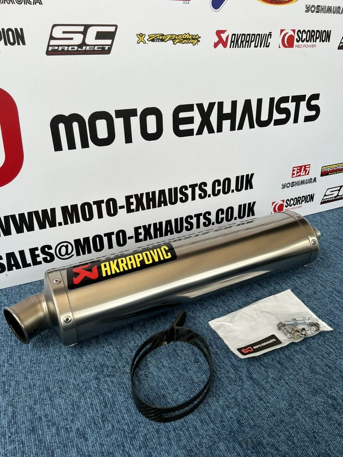 Suzuki GSXR 1000 K1 K2 Akrapovic Exhaust — Moto Exhausts