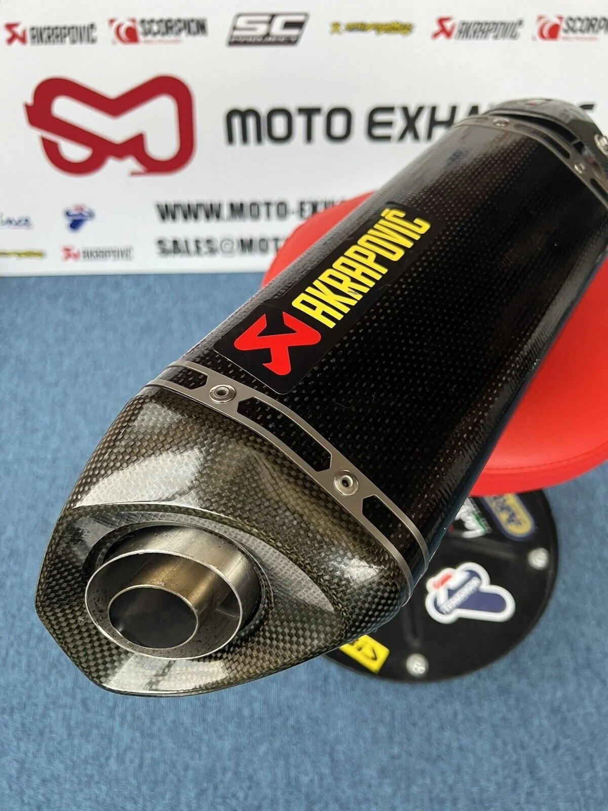 Kawasaki Z800 Akrapovic Carbon Silencer Slip-On Exhaust Silencer — Moto Exhausts