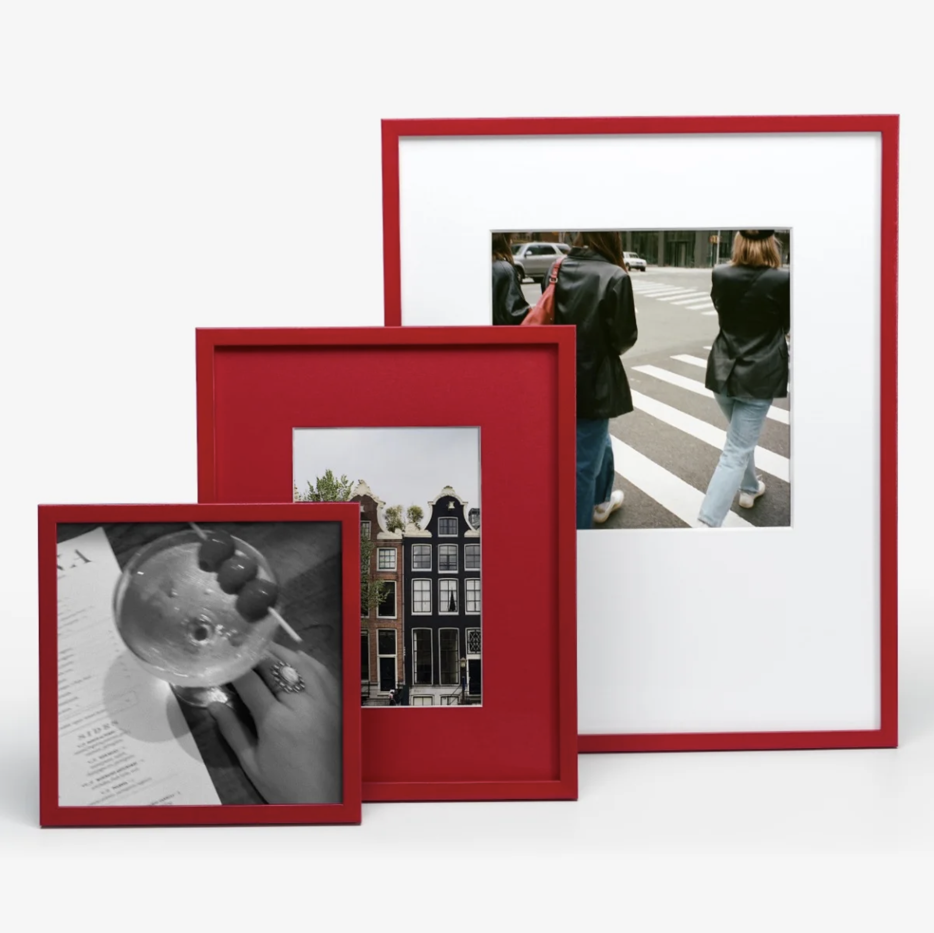 Museum-Inspired Frames — For Living