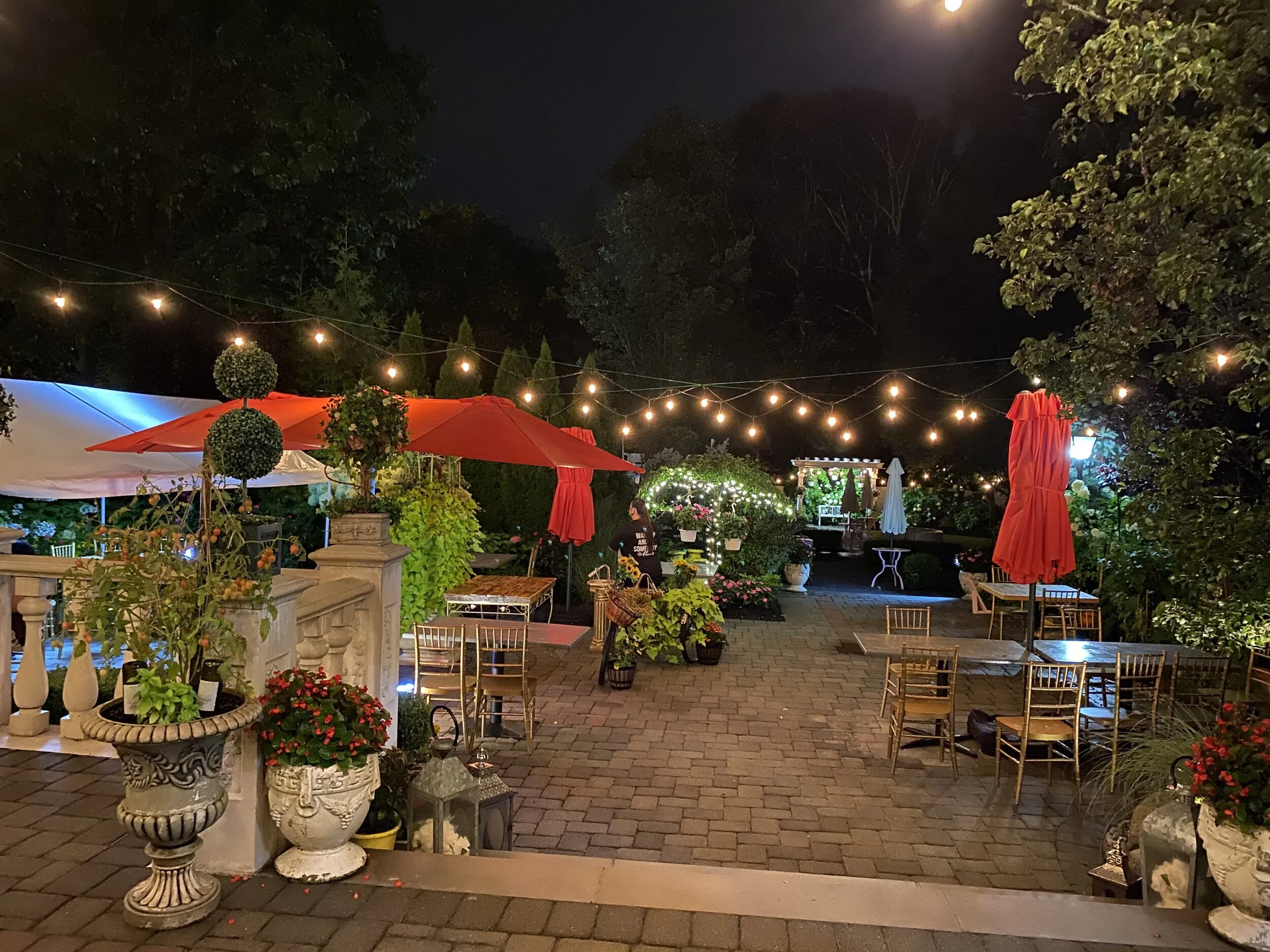 The Gardens at Limoncello Alfresco Italian dining Monmouth county ...