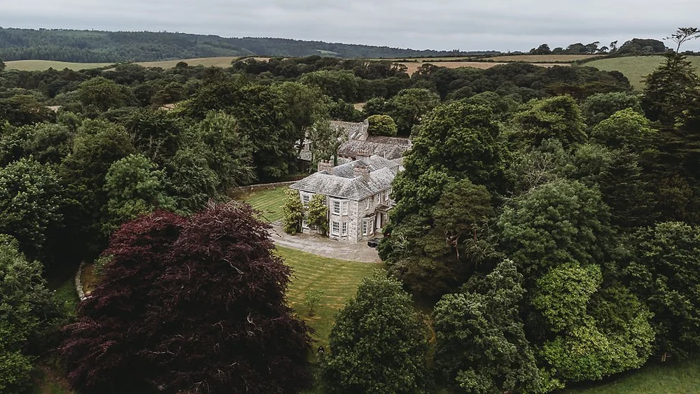 The Boconnion Estate | Weddings | Retreats | Escape