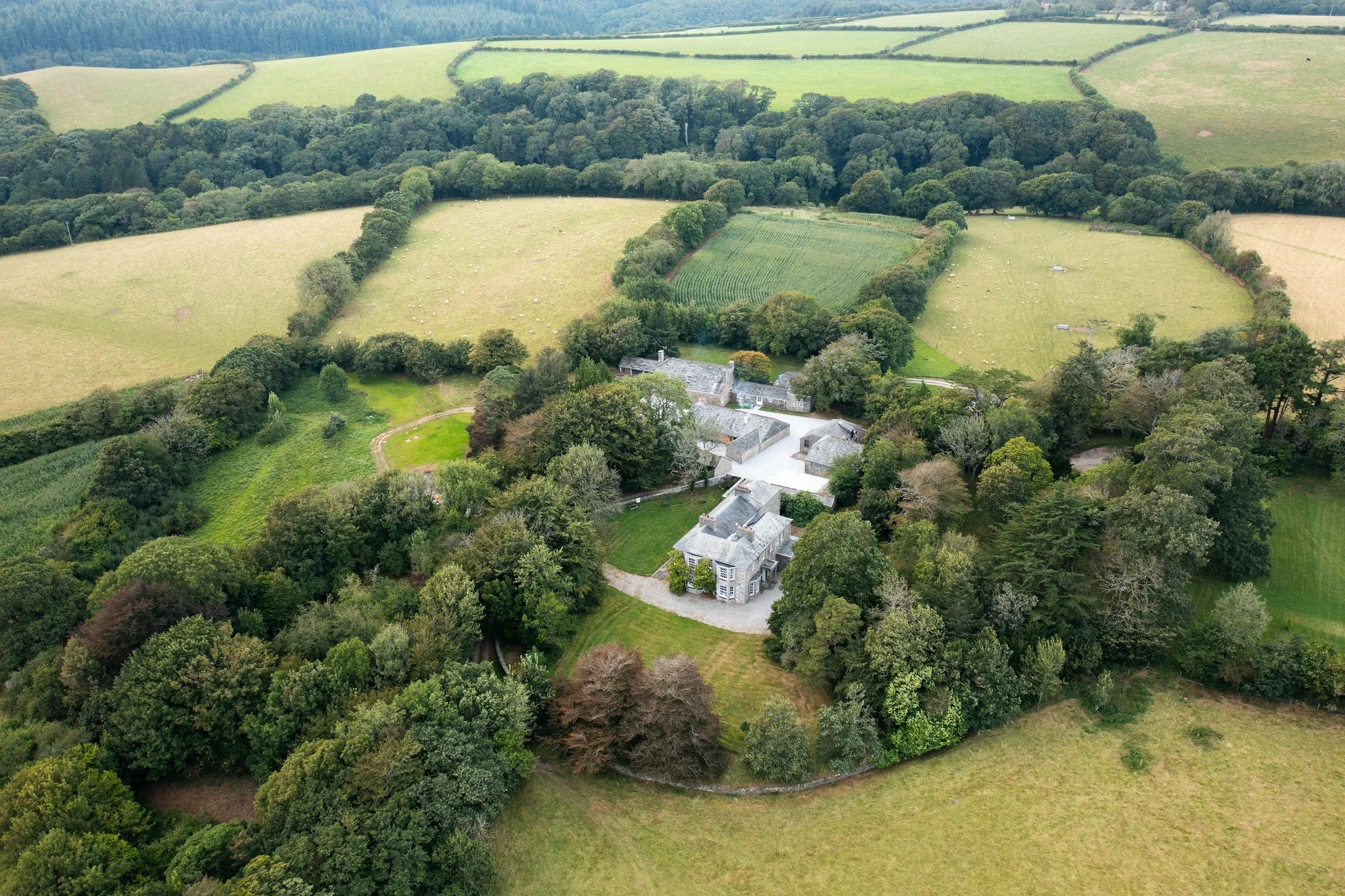 The Boconnion Estate | Weddings | Retreats | Escape