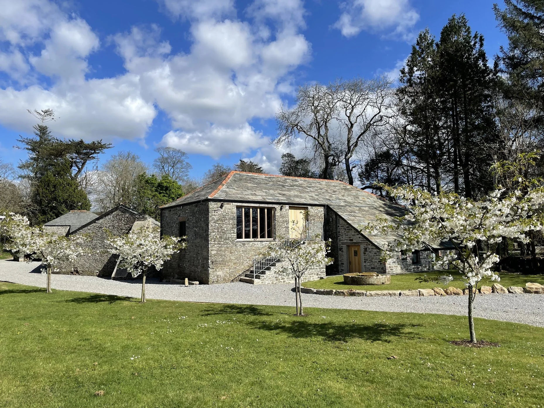 The Boconnion Estate | Weddings | Retreats | Escape