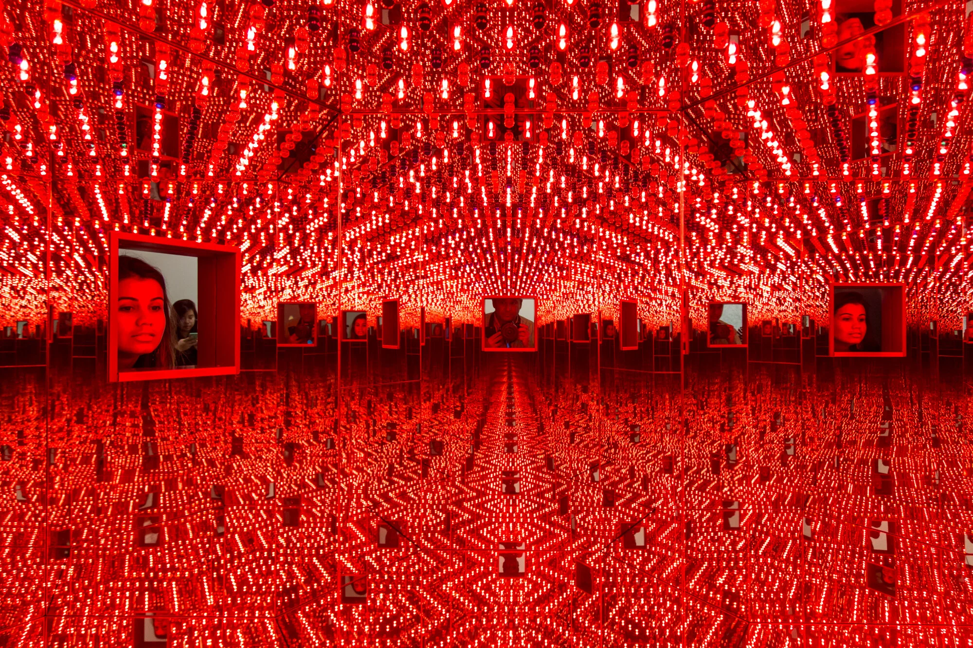 Yayoi Kusama Infinity Mirrors Exhibit at the Broad Museum | Jason Daniel Shaw