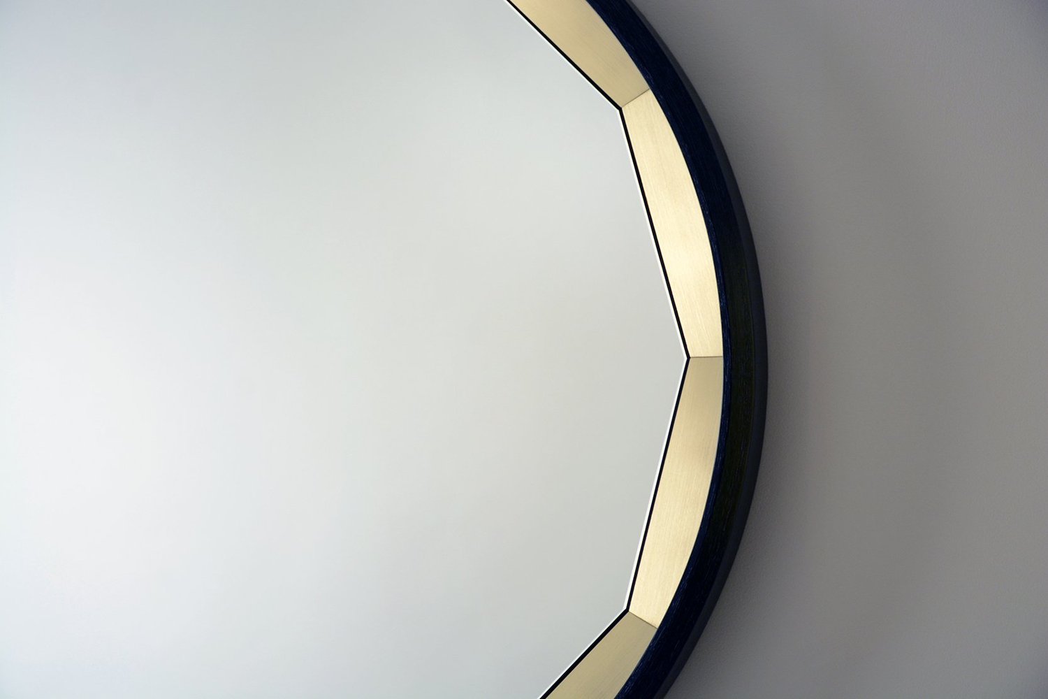 Acheron Mirror 32 — Matthew Fairbank