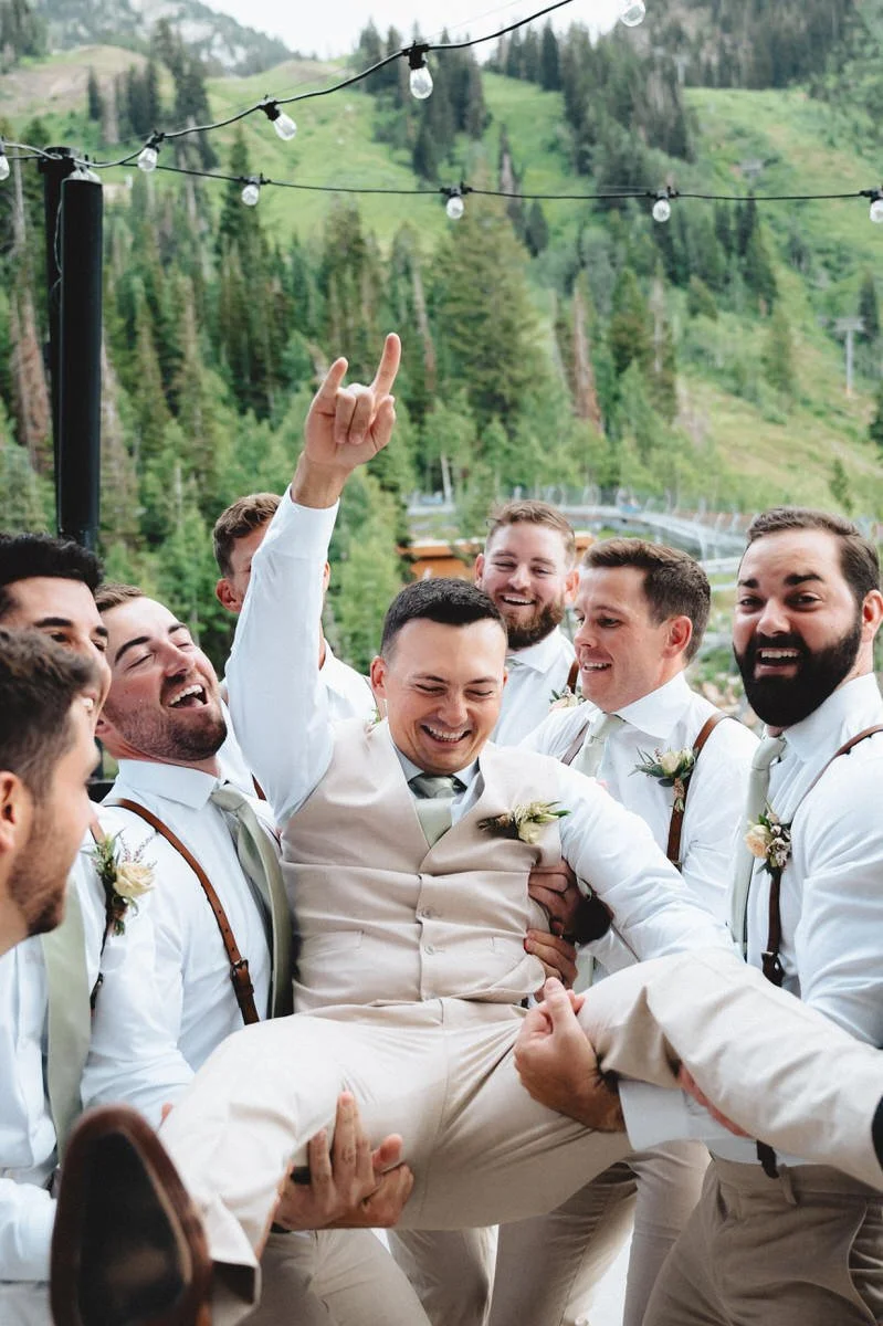 Beautiful Cliff Lodge Wedding at Snowbird Ski Resort — Jordan Varela ...