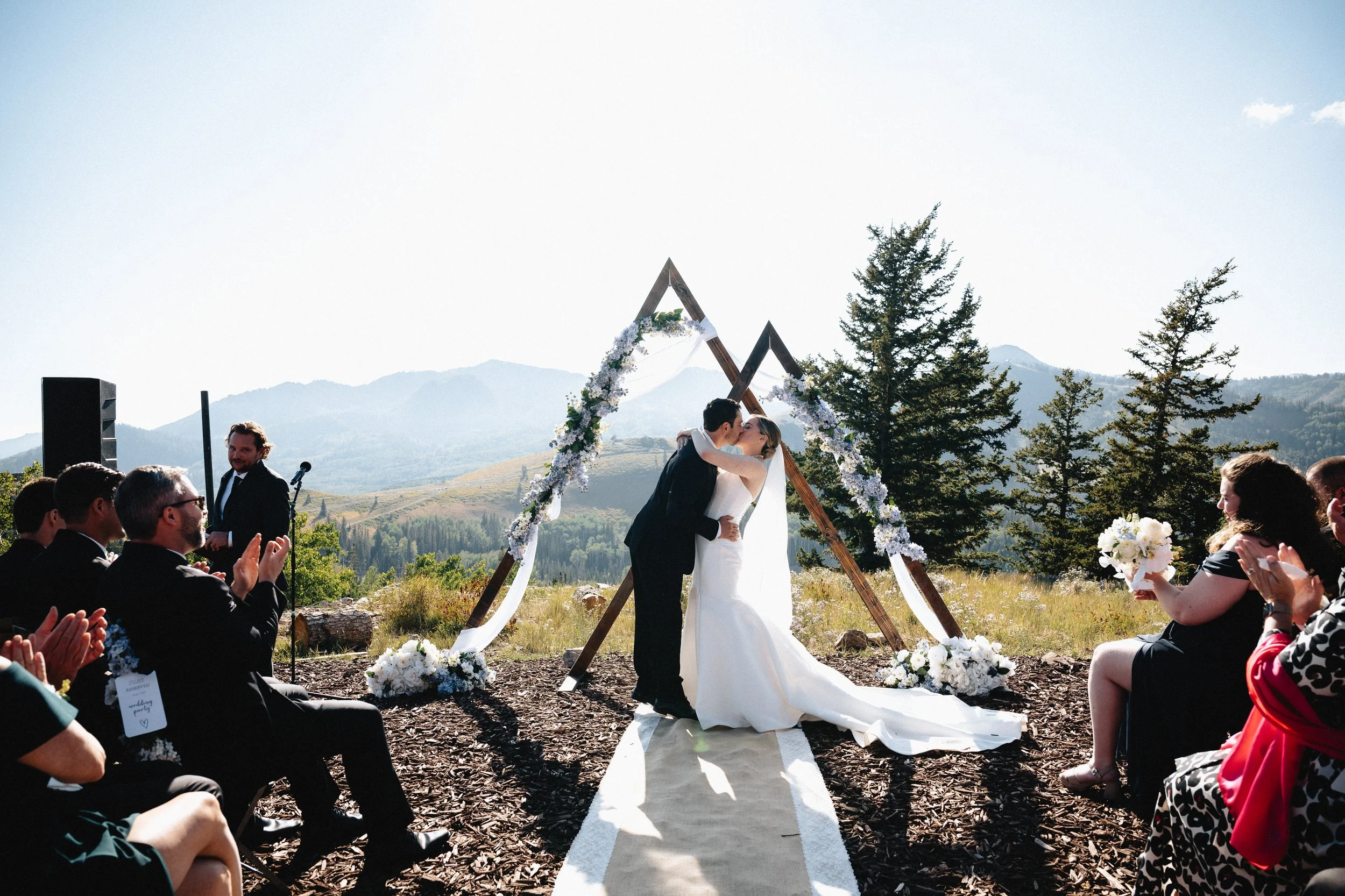 Mountaintop Wedding at Cushing's Cabin and Empire Lodge Deer Valley Ski ...