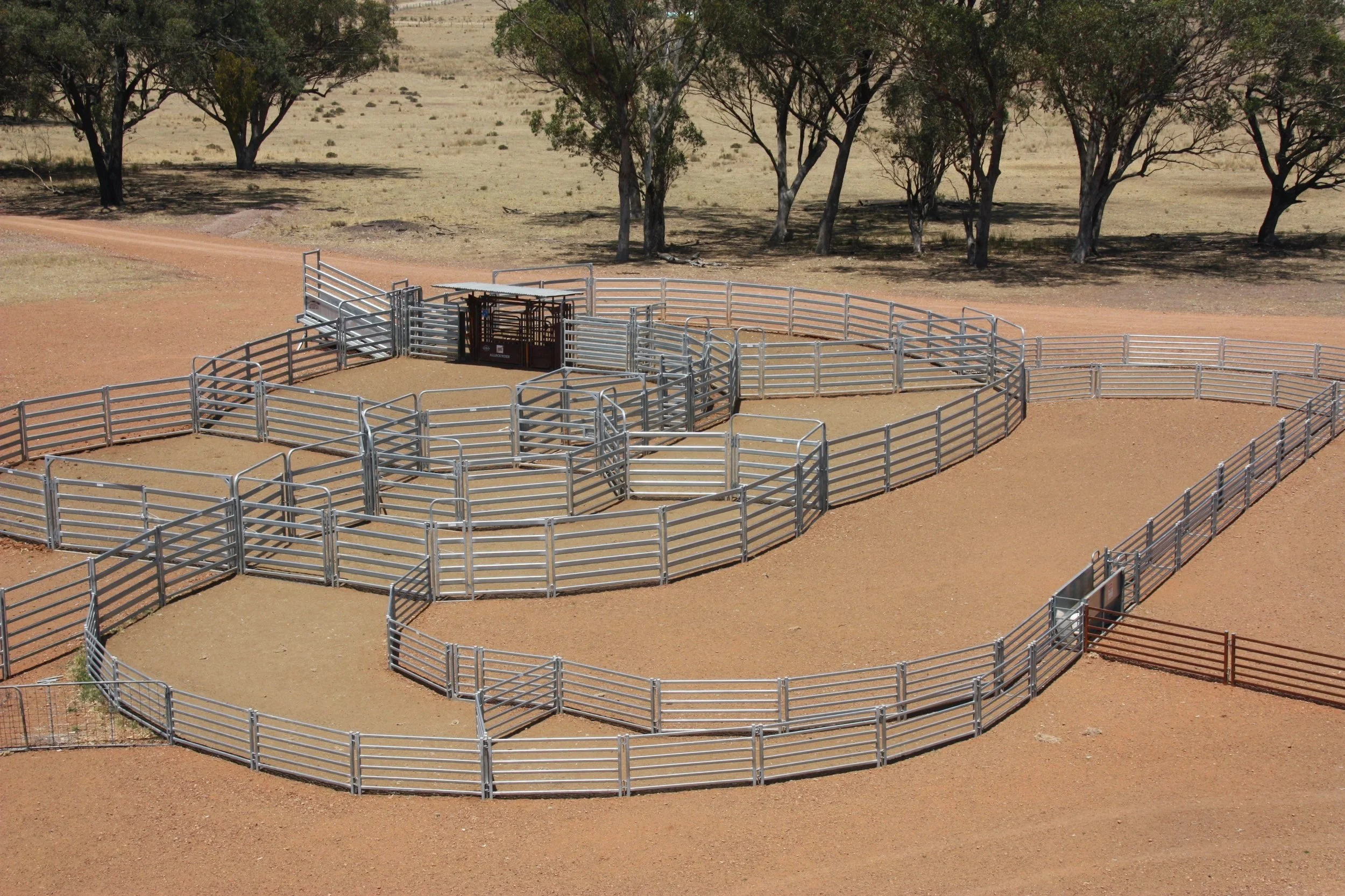 Sheep Yards — M&M Stockyards | Building Quality Australian Stockyards ...