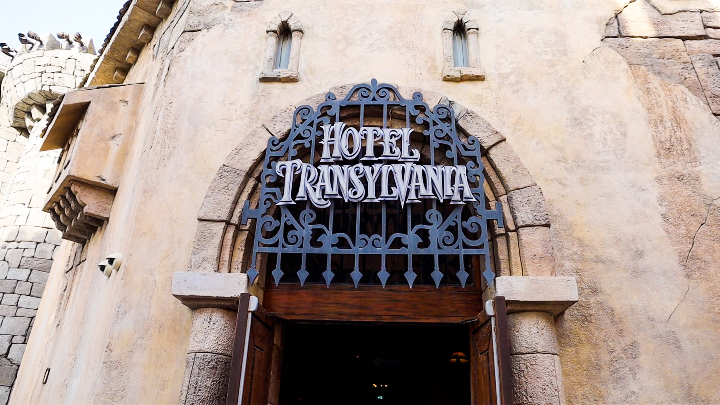 Complete Guide to Motiongate Dubai — One Way Ticket