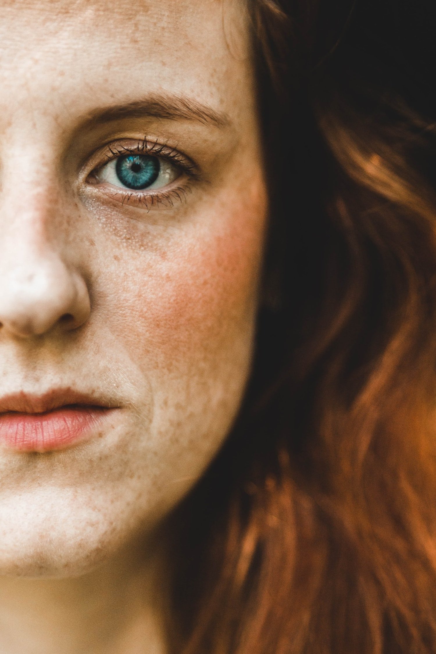 Gaslighting: Tecken, definition och vägen till återhämtning | Emotivum