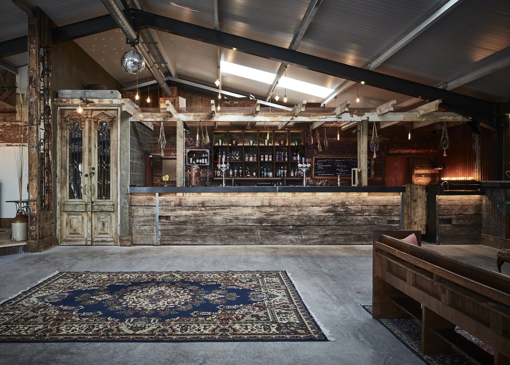 Photoshoot Location Agency UK Peagreen Locations | Lifestyle Photoshoot ...