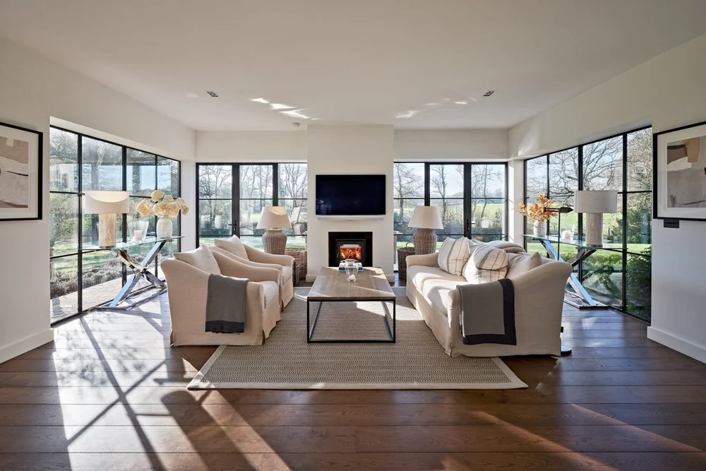 Photoshoot Location Agency UK Peagreen Locations | Lifestyle Photoshoot ...