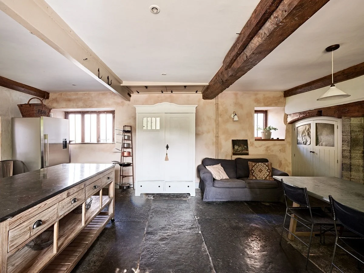 Photoshoot Location Agency UK Peagreen Locations | Lifestyle Photoshoot ...