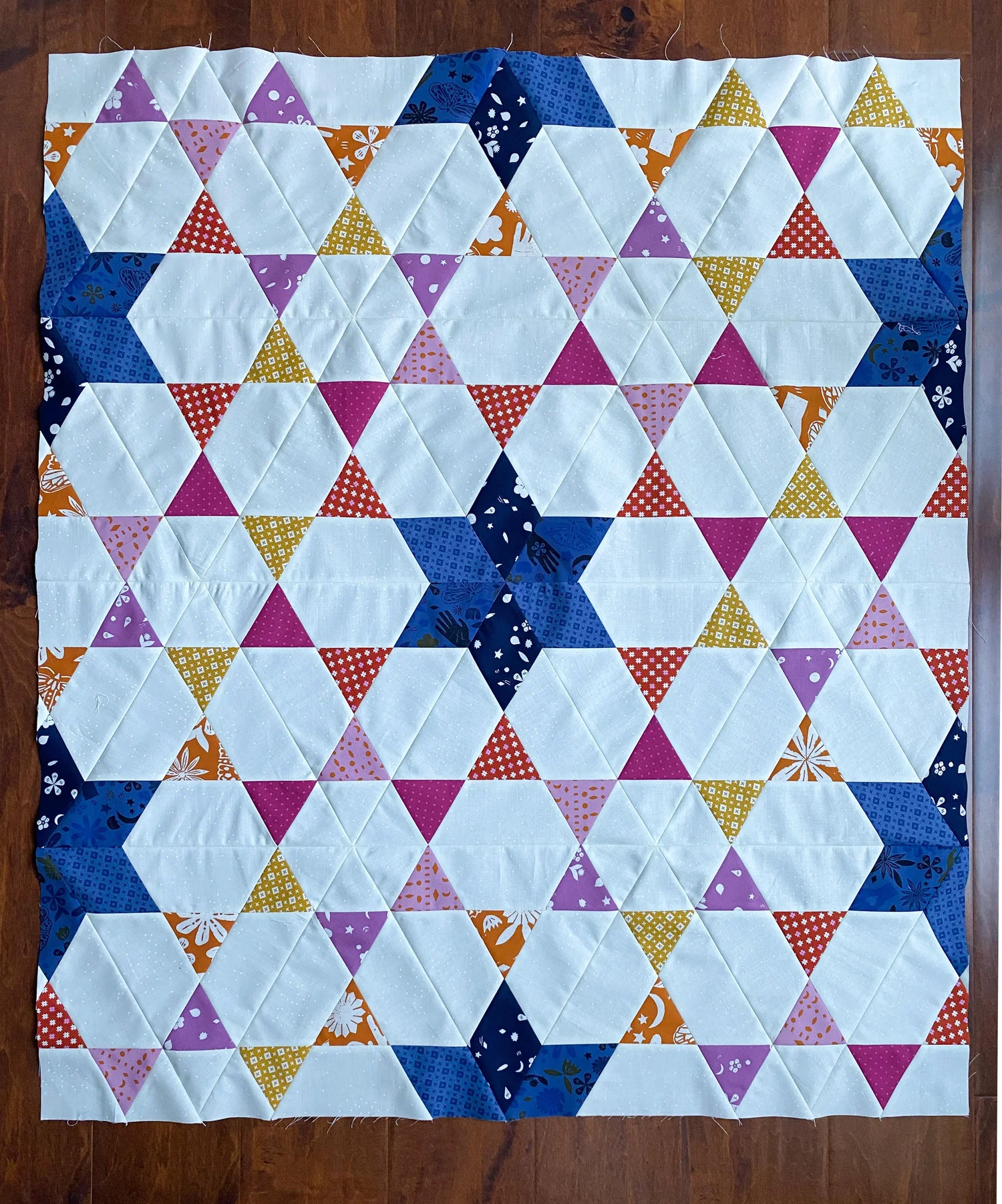Hexi Galaxy Quilt — Crinkly Quilts