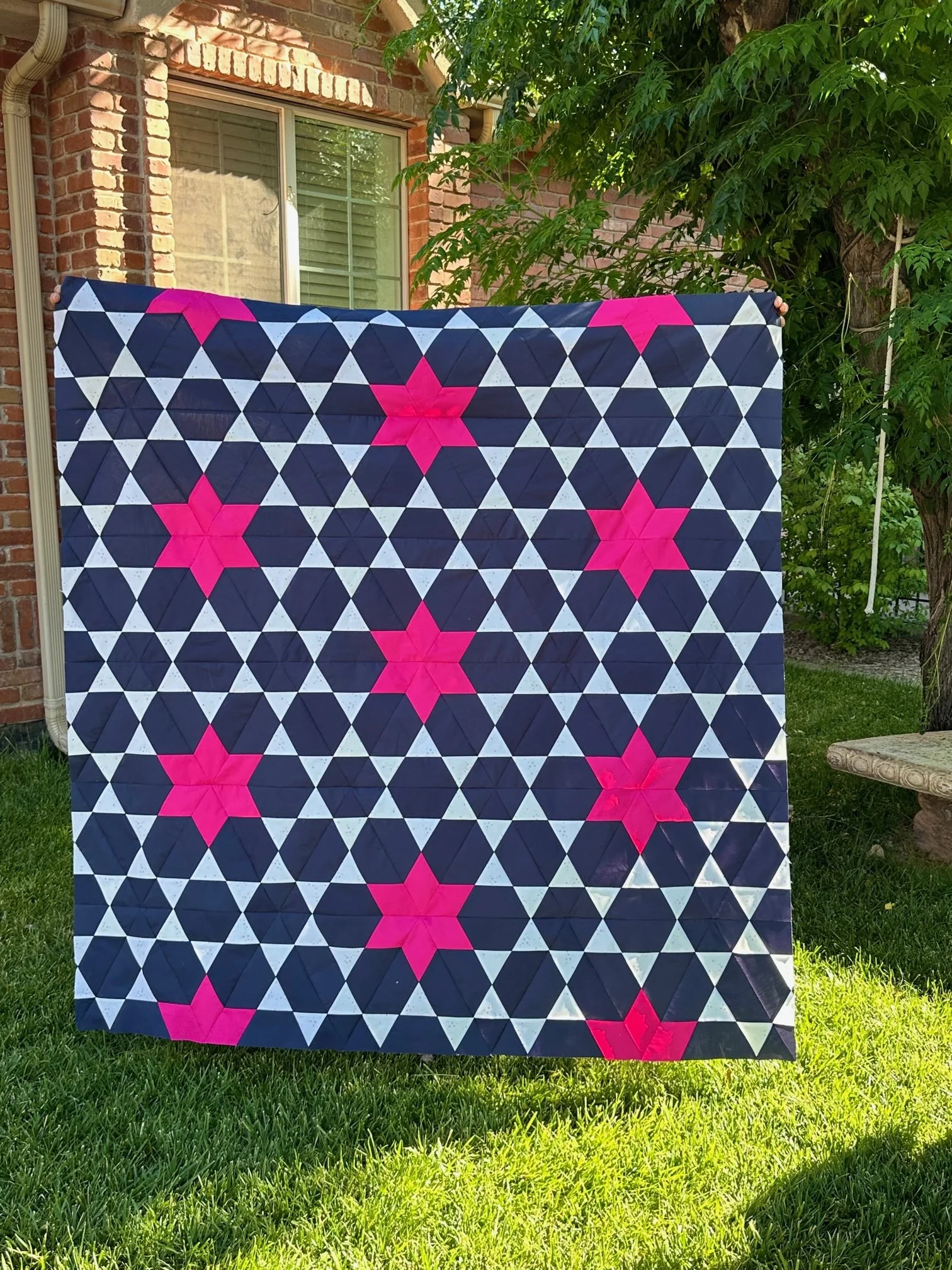 Hexi Galaxy Quilt — Crinkly Quilts