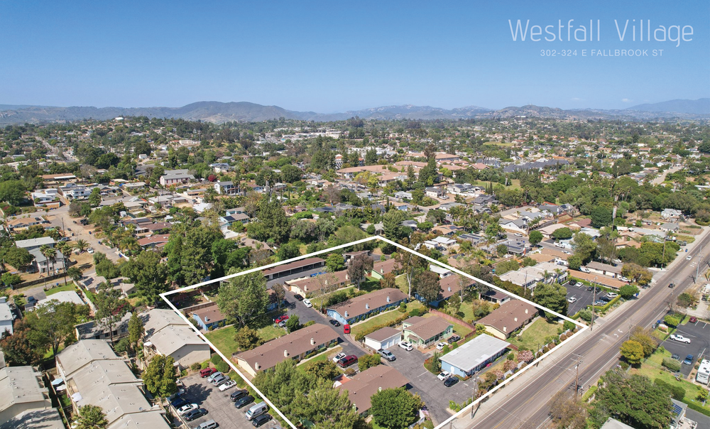 302-324 E Fallbrook St, Fallbrook, CA 92028 — The Bove Investment Team