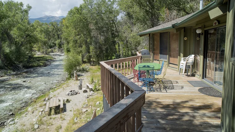Amenities — Treehouse Hot Springs