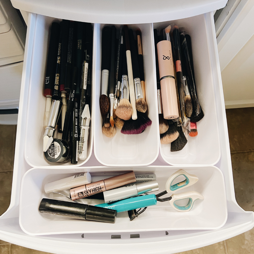 5 Easy Storage Ideas to Keep your Bathroom Organized — How Neat! by Dana