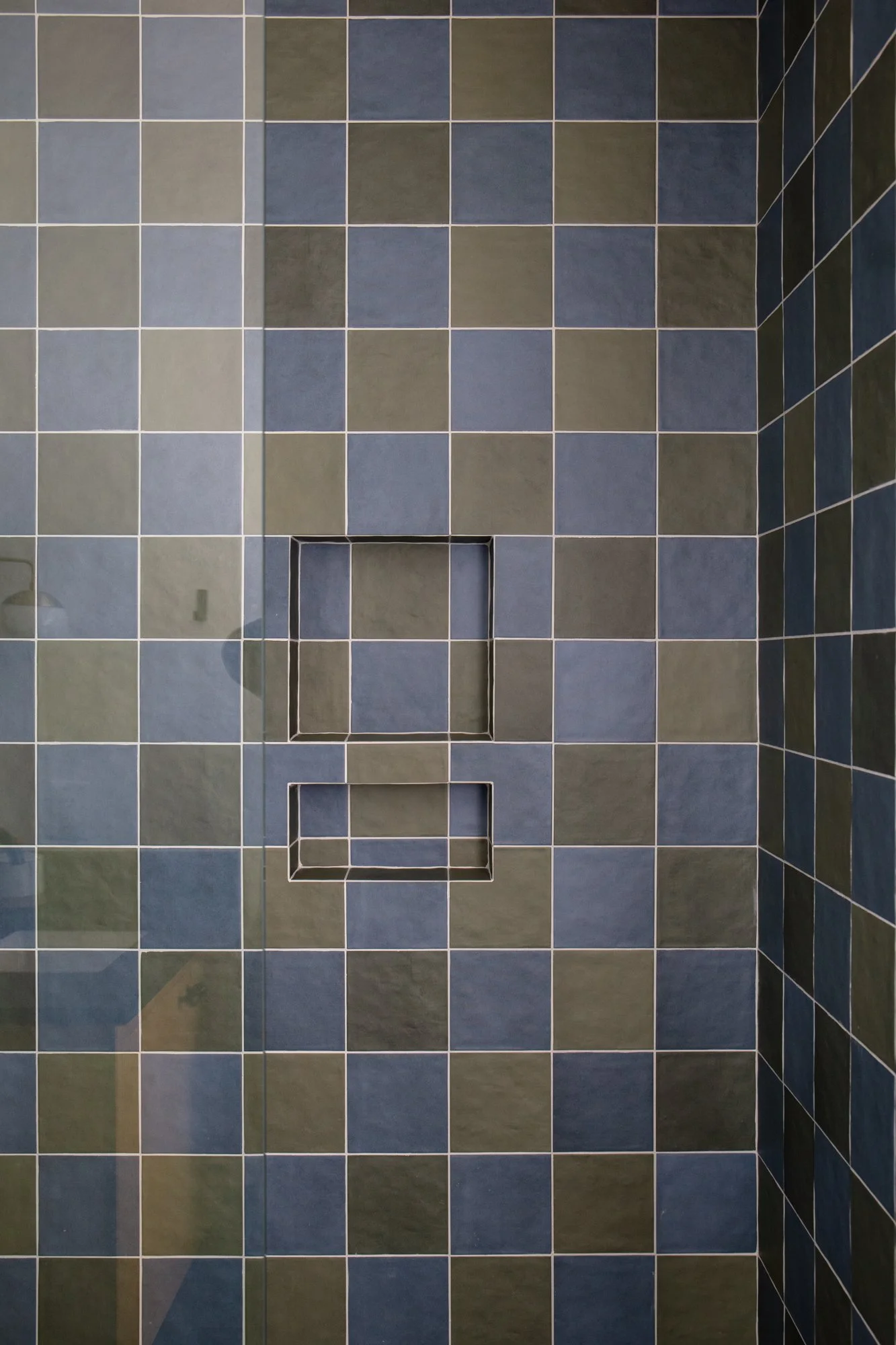 Refine Tile & Design