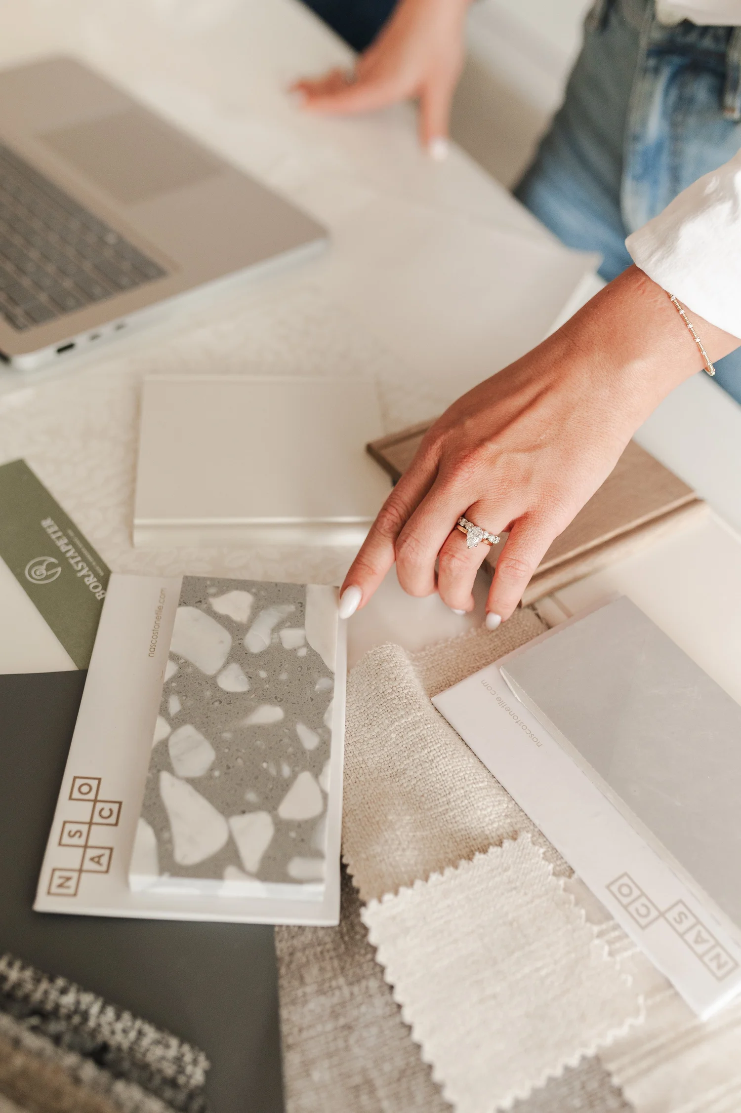 REFINE TILE & DESIGN