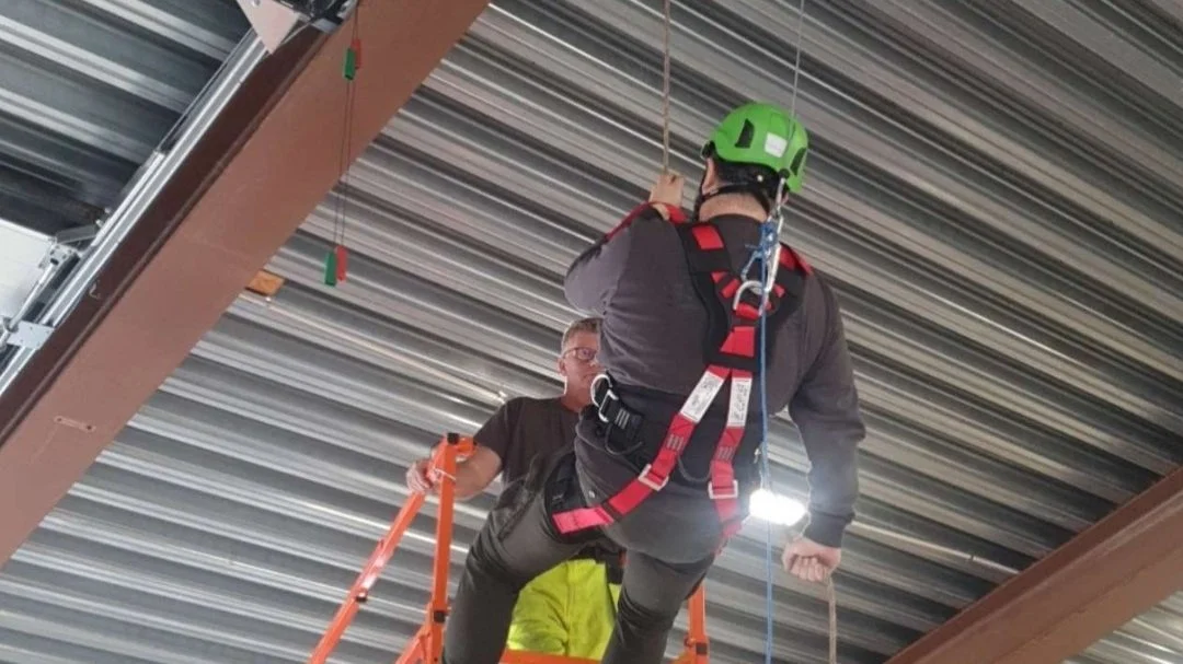 Periodisk kontroll av fallsikringsutstyr — Synfaring