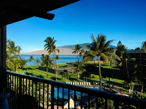 The Adventurer's Guide to Maui: Best Maui Hikes, Stays, and More ...