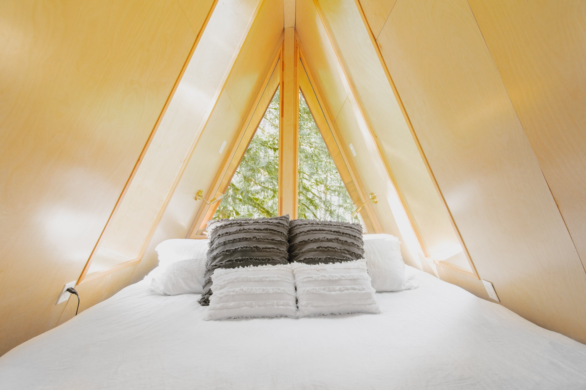 Unique Stay: The Treeframe Cabin is a Washington Tree House Rental You ... Unique Stay: The Treeframe Cabin is a Washington Tree House Rental You ...