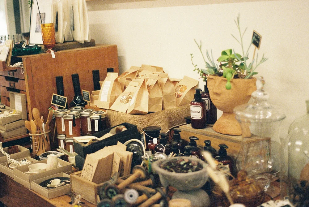 About Us — PaperWorks Gallery