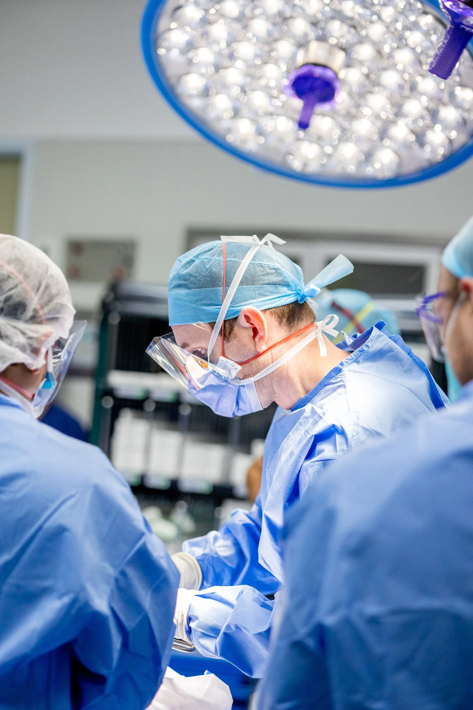 About Mr Lachlan Batty — Orthopaedic Knee Surgeon Melbourne | Mr ...