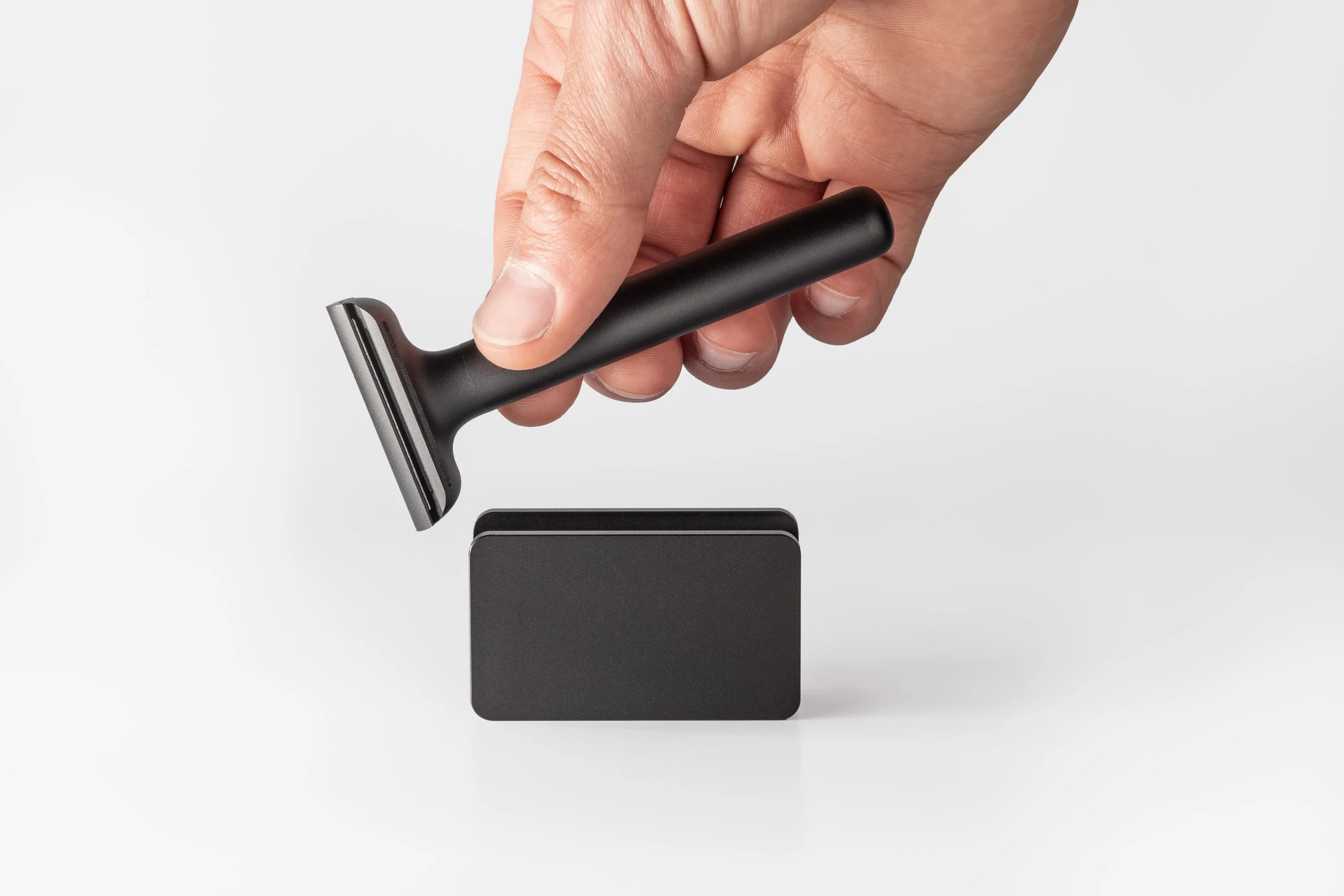 Hone Shaving, Quality shaving razors.