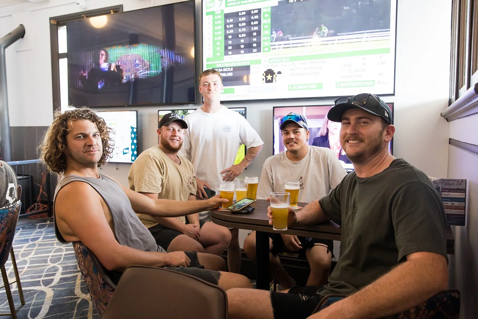 Pub & Bistro in The Hunter Valley - Bellbird Hotel - Est. 1914