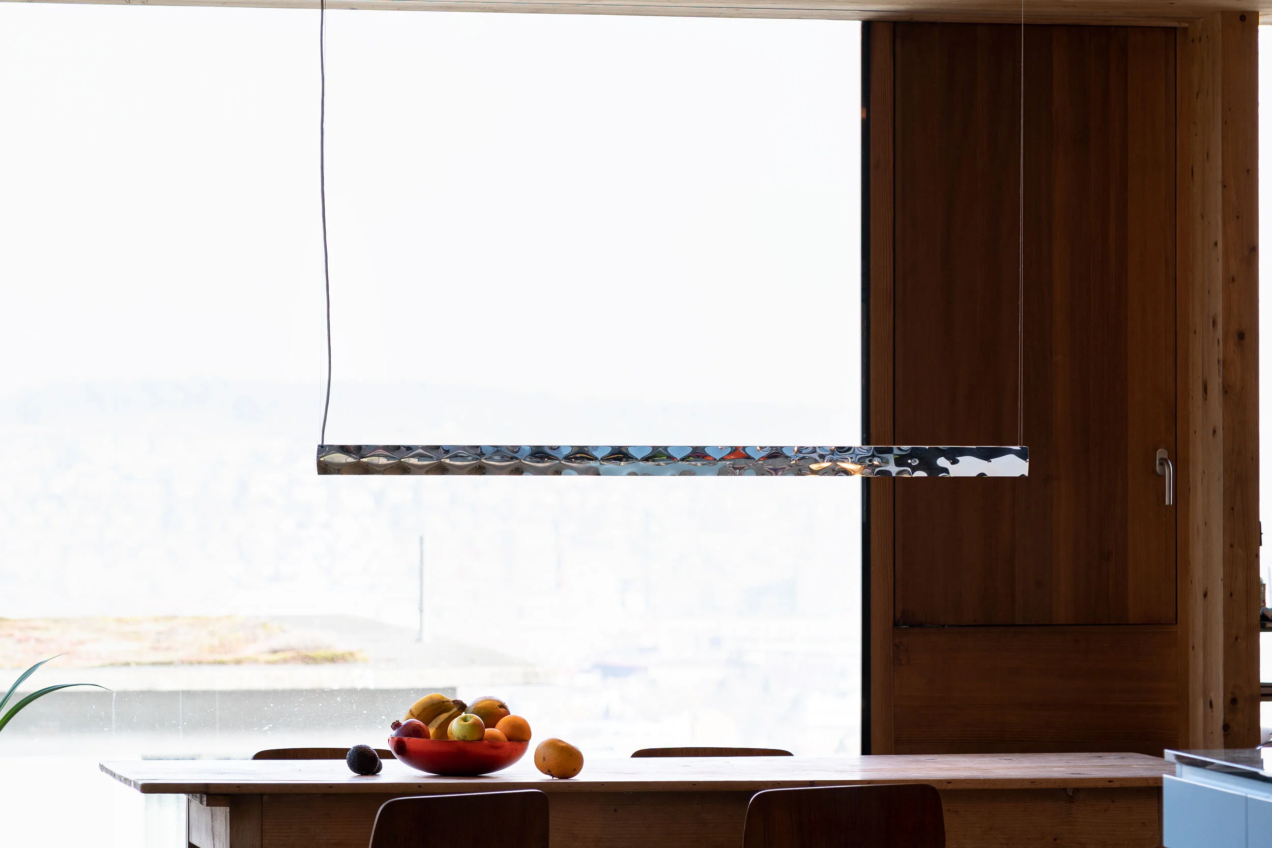 ZICK ZACK LIGHT is a task luminaire with a minimalist and extreme ...