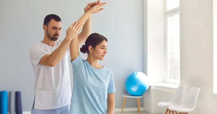 How Kinesiology Helps Chronic Shoulder Pain & Stiffness