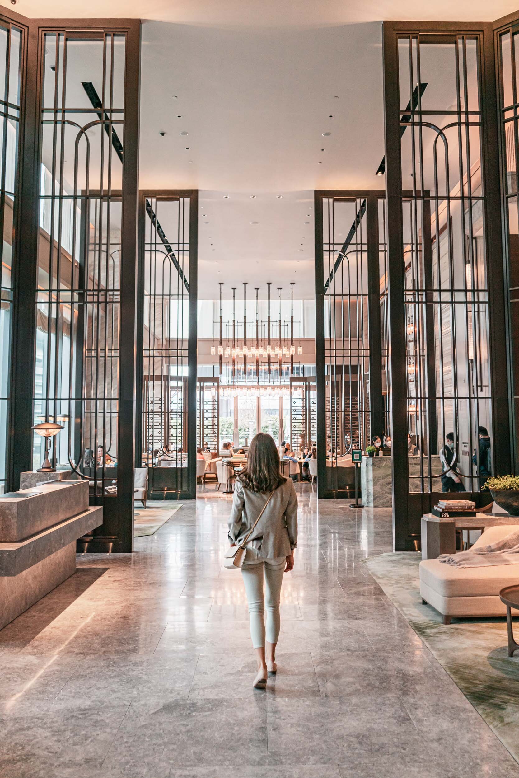 Checking into the St. Regis Hong Kong — Becoming Carmen