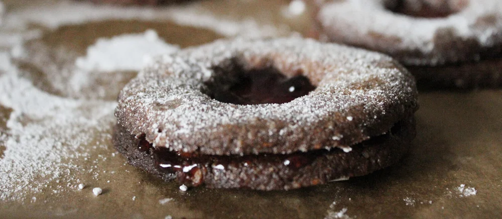 Black Forest tradition Linzer Cake Recipe — filasophie