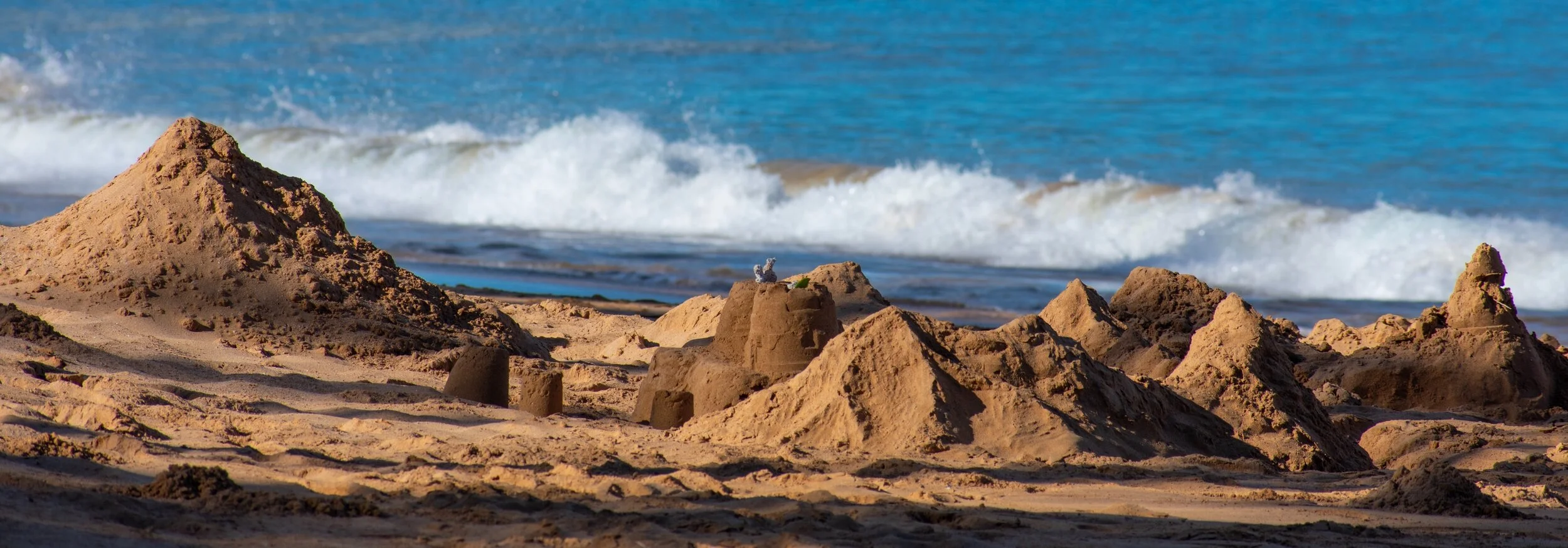 Simulating Sand Flows with DEM | Resolved Analytics