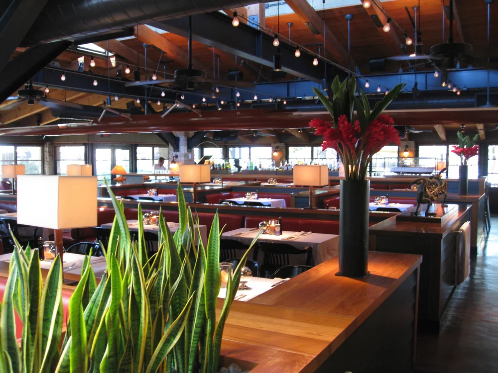 Gulfstream Restaurant Logo