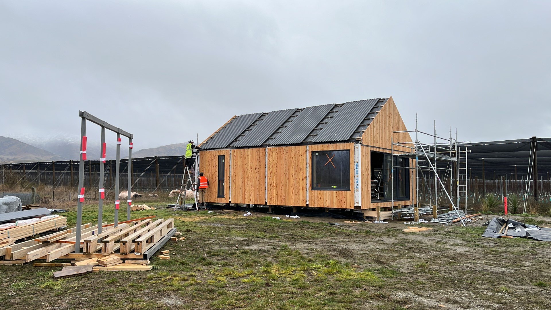 Flexi House - High-Performance Homes made simple - 13 Hours Weathertight.