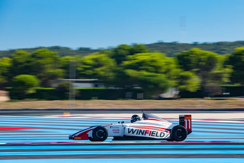 THOMB Drives The Real Alpine Formula 1 Car — THOMB