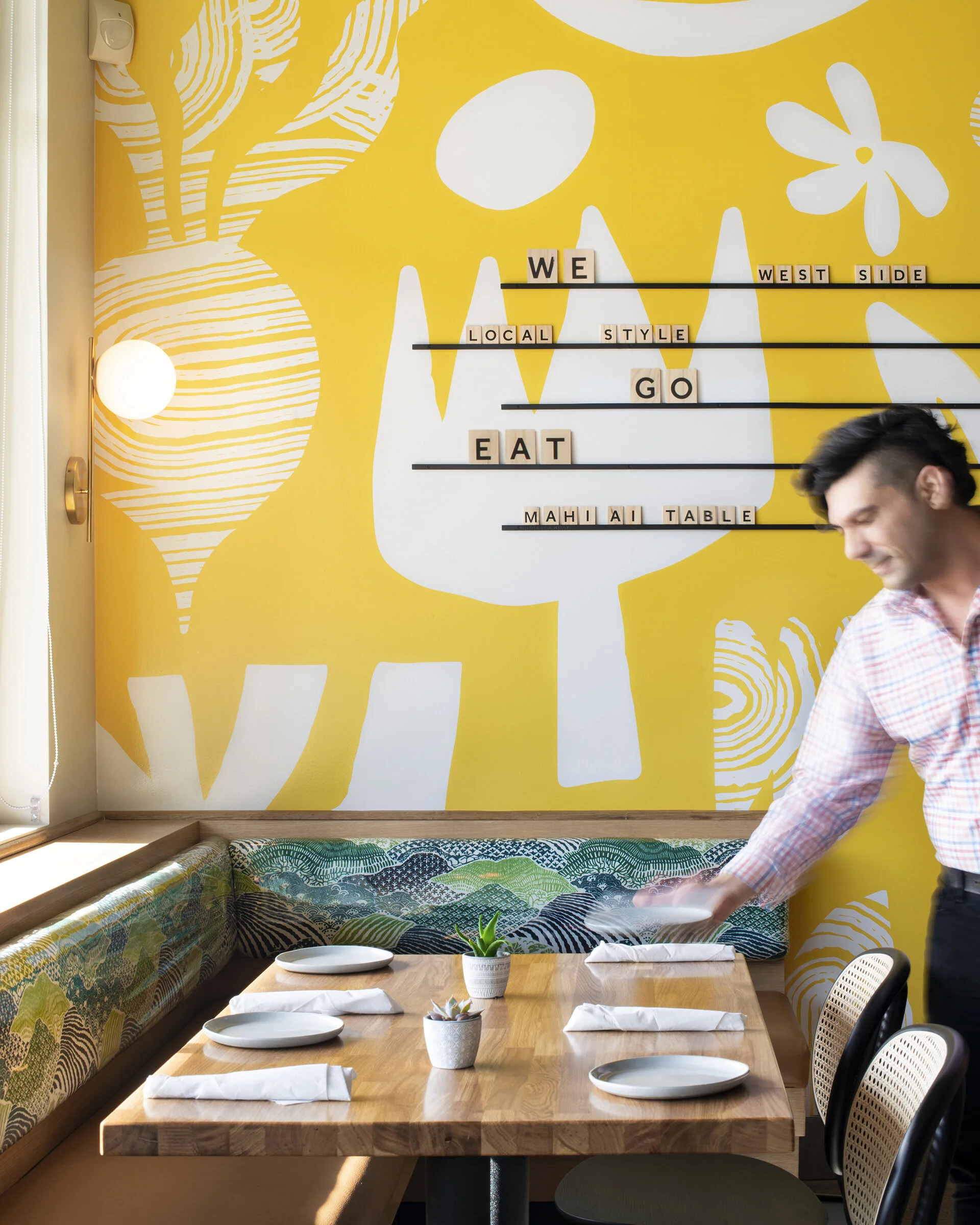 Mahi ‘ai Table — Welcome Stranger