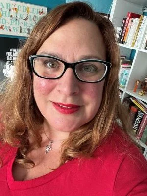 Second Act Success: An Interview with Sarah Manley Robertson — ReSuit