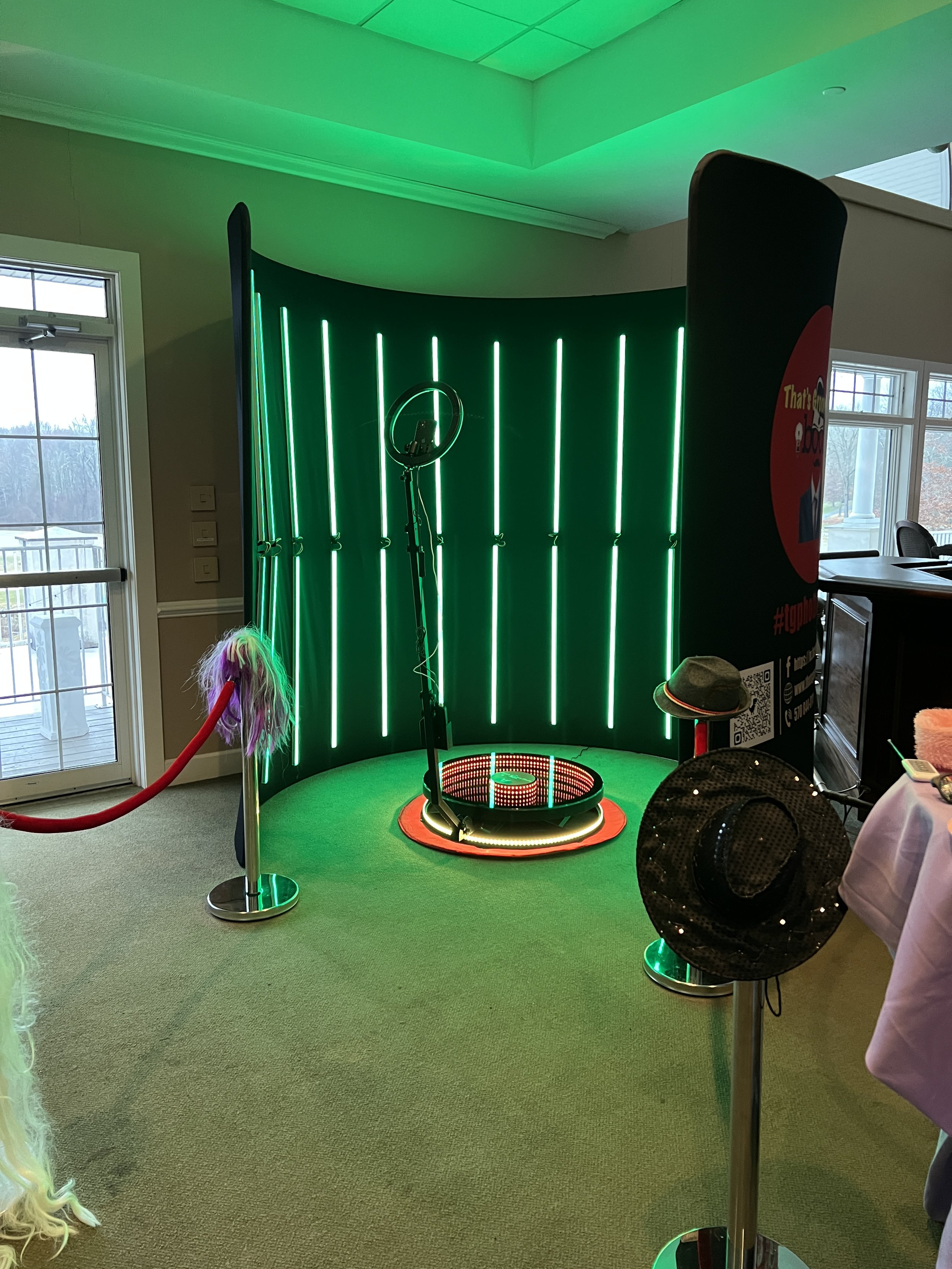 Modern Open Air 360 Style Photo Booth Packages